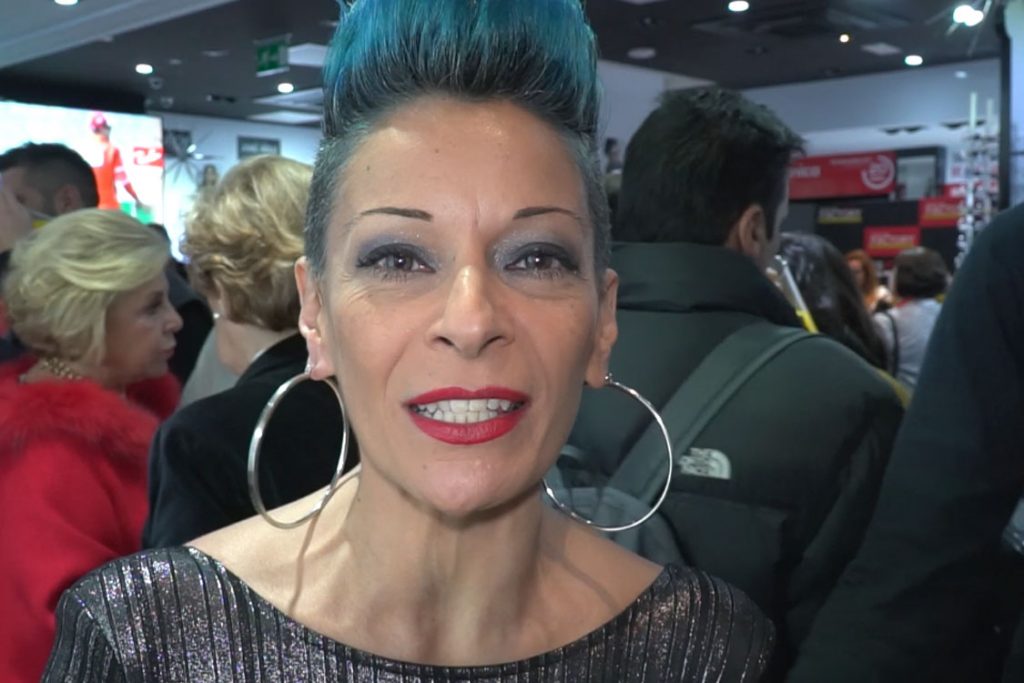 Wanda Stuart elogia o estilo dos nossos óculos! - Chiado Eyeglass Factory