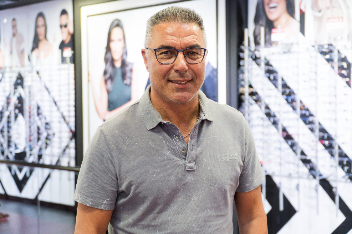 Augusto Inácio ganhou uns óculos "à Sporting" na nossa ótica! - Chiado ...