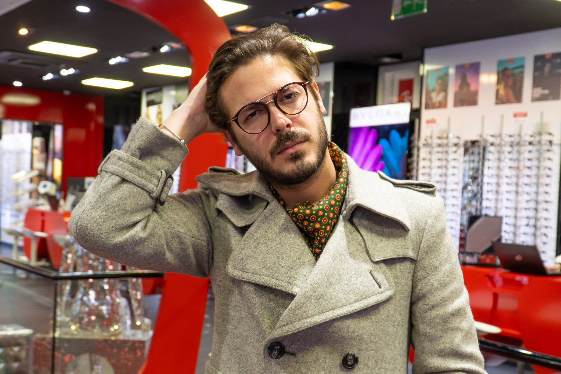 Prestes a lançar um novo álbum, Zé Manel teve óculos graduados em 20 ...