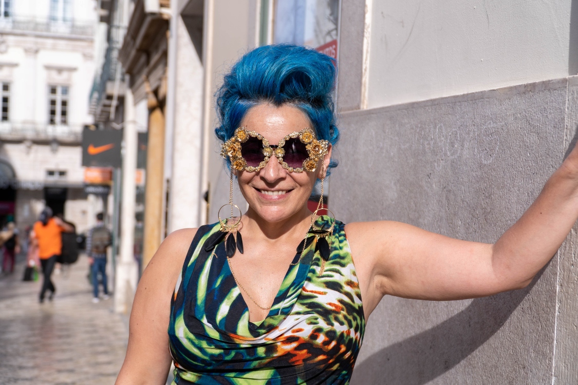 Wanda Stuart escolheu uns óculos irreverentes na nossa ótica, antes de ...